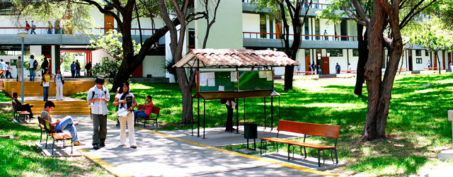 Comienzan inscripciones 2011-I en la UDEP » UDEP Hoy