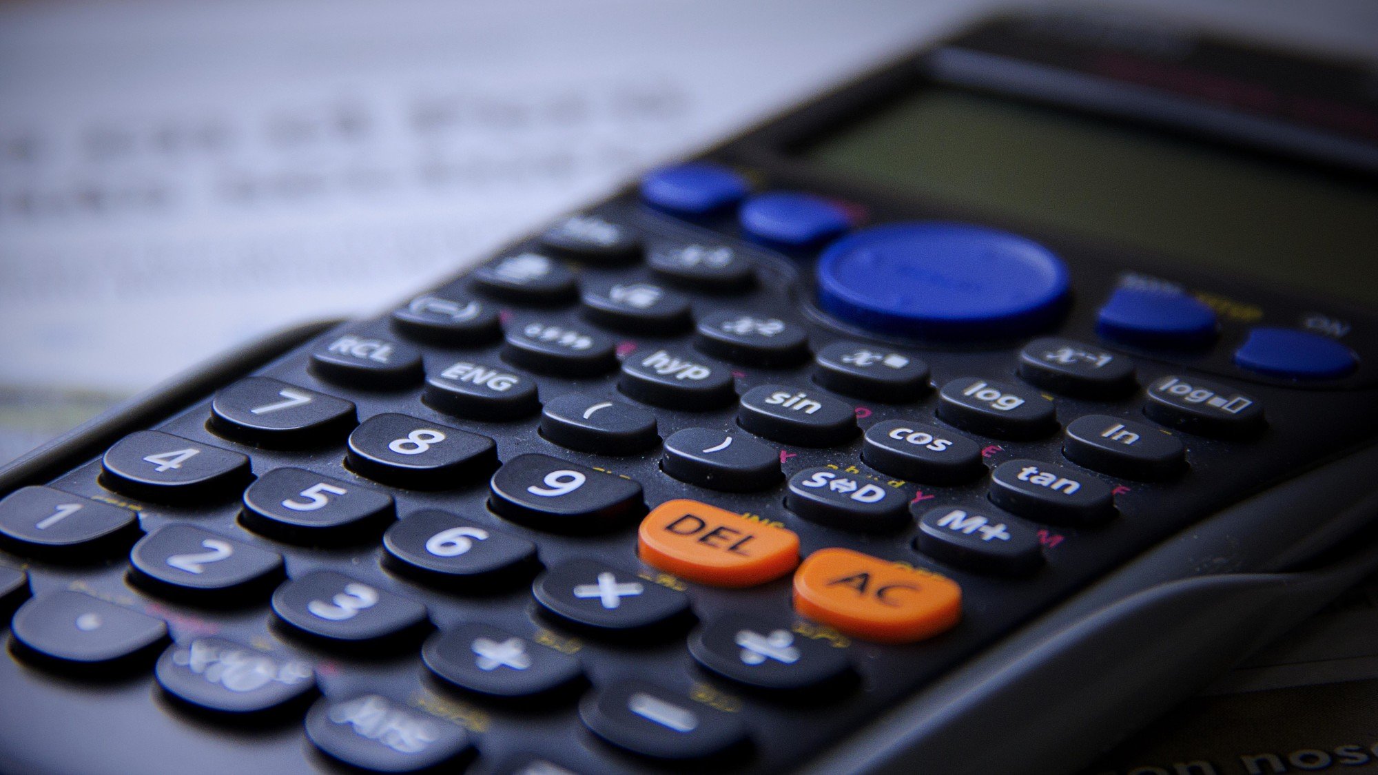 El cobro de intereses » UDEP Hoy