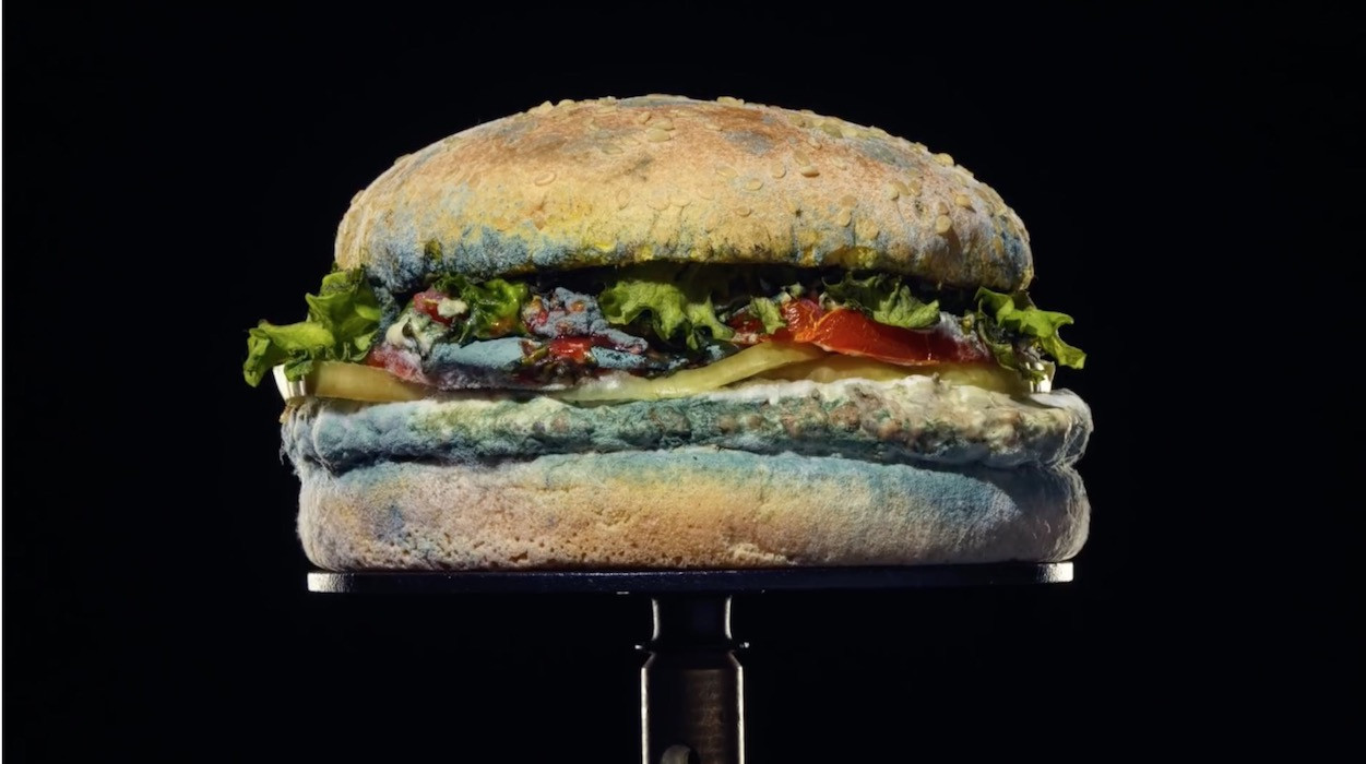 La nueva Whopper: la realidad sorprende más que la ficción » UDEP Hoy