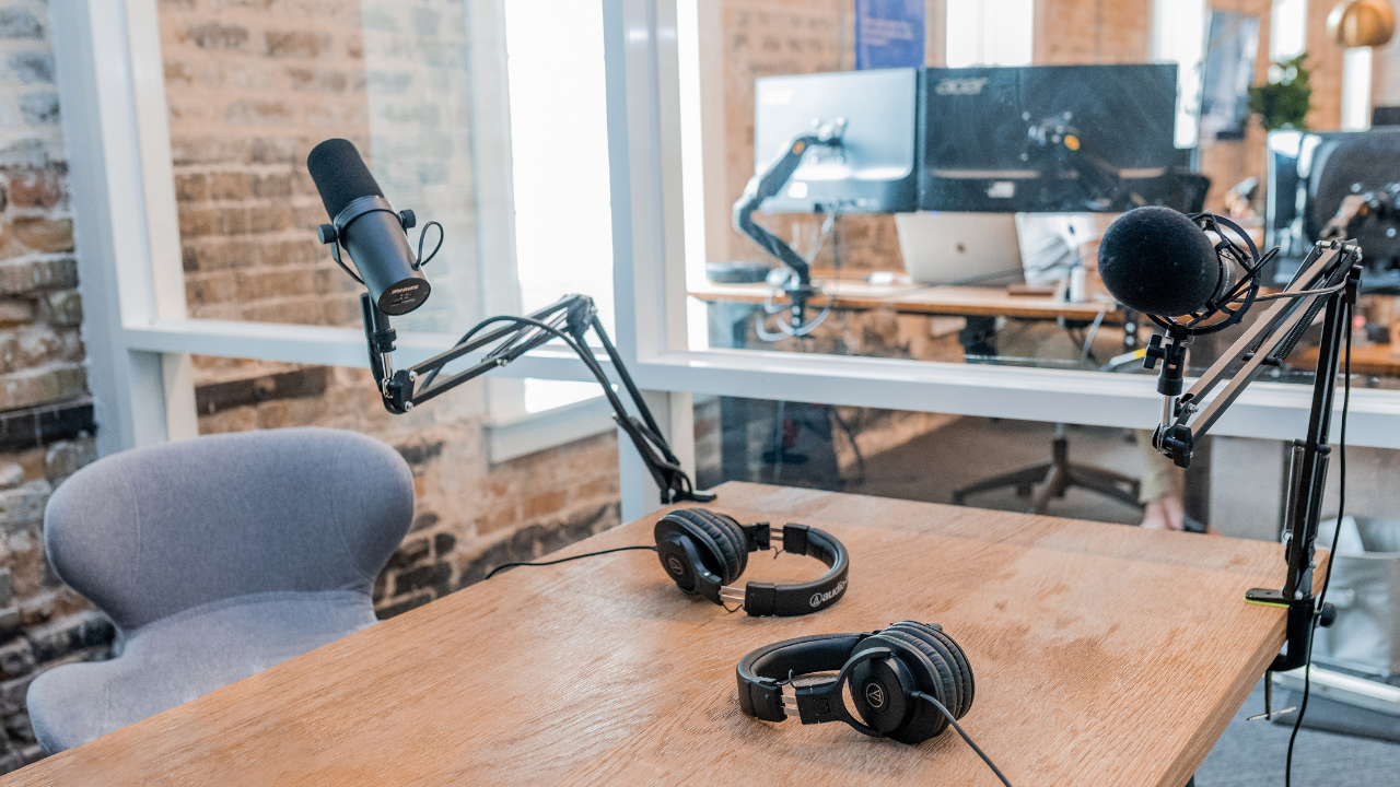 El podcasting y la radio » UDEP Hoy