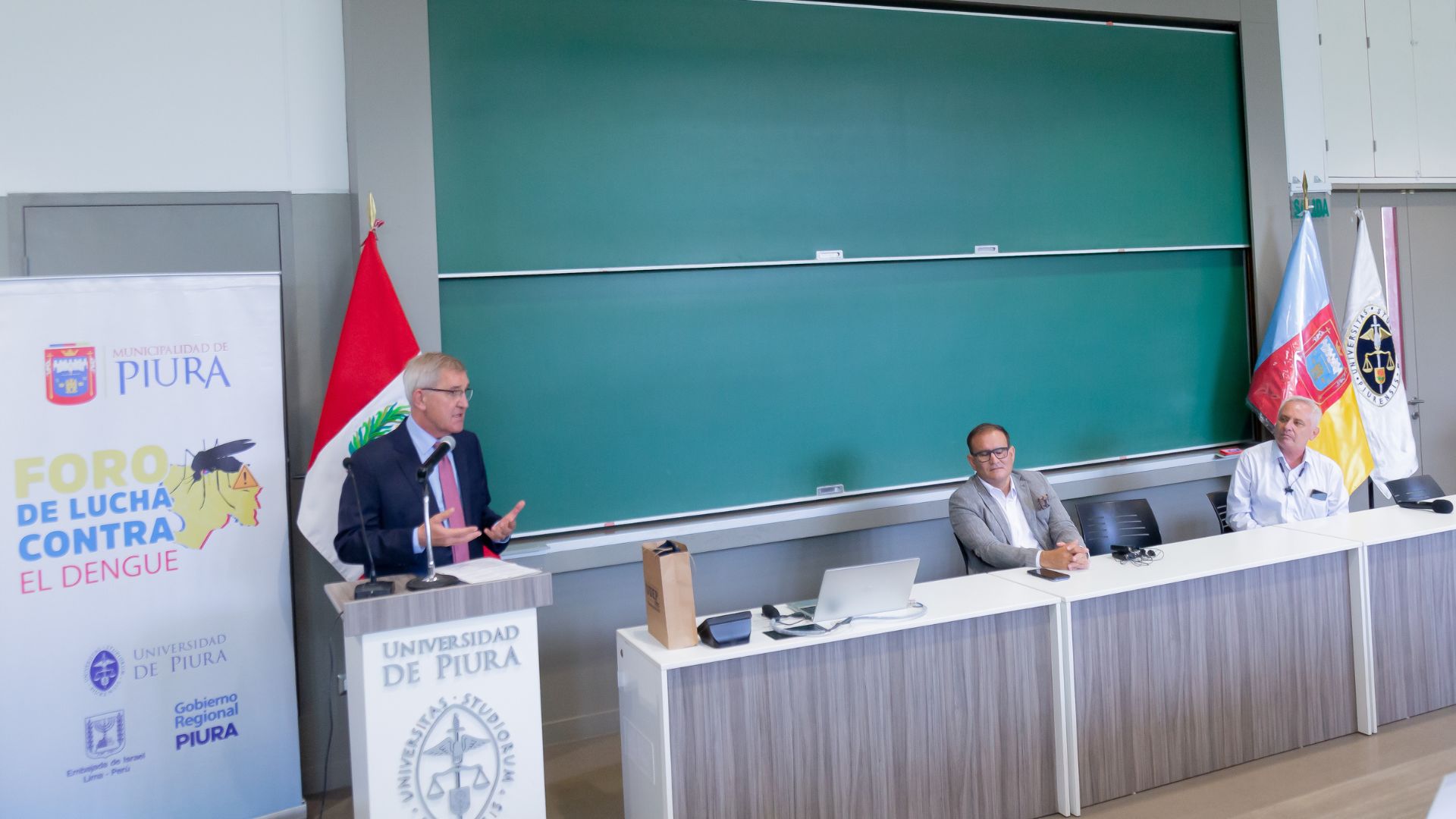 Campus Piura fue sede del primer foro de lucha contra el dengue » UDEP Hoy