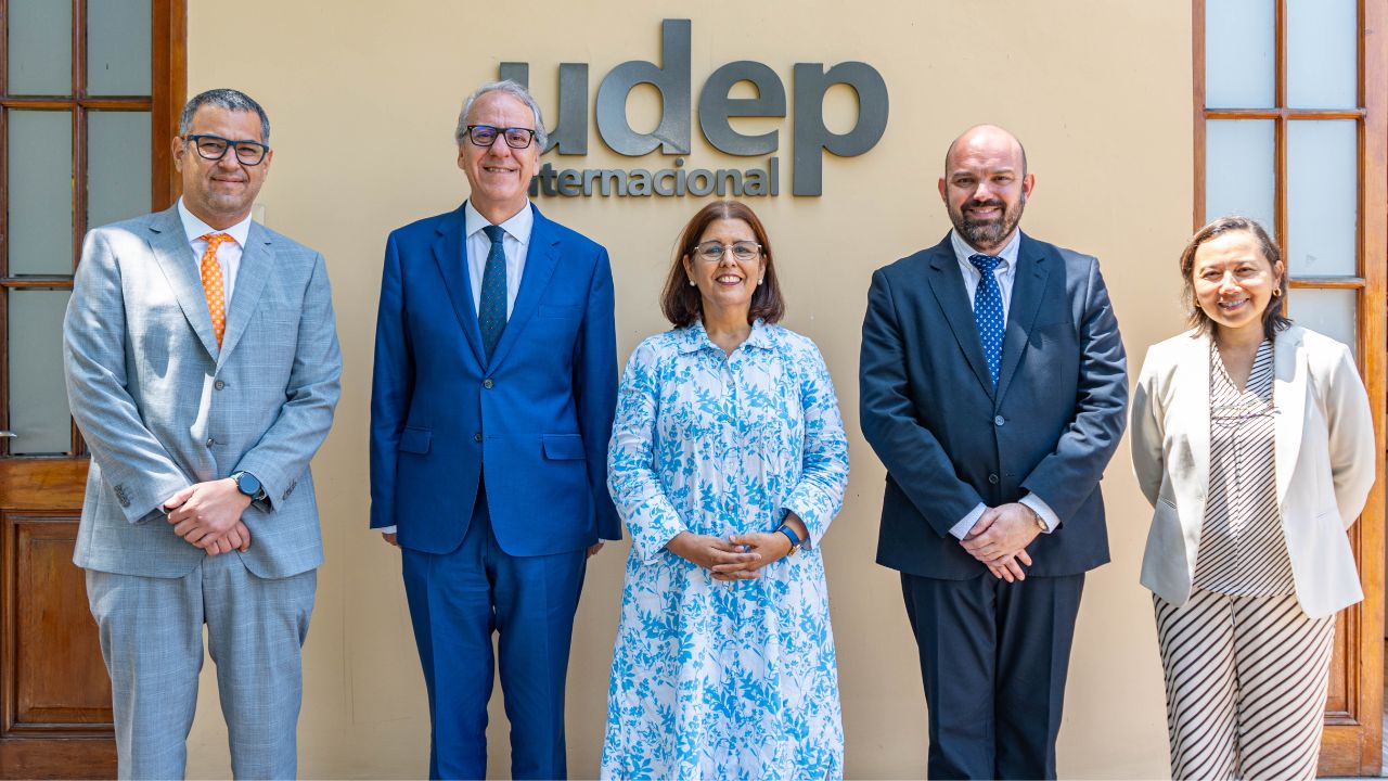 Autoridades de la Universidad Internacional de la Empresa visitan la UDEP » UDEP Hoy