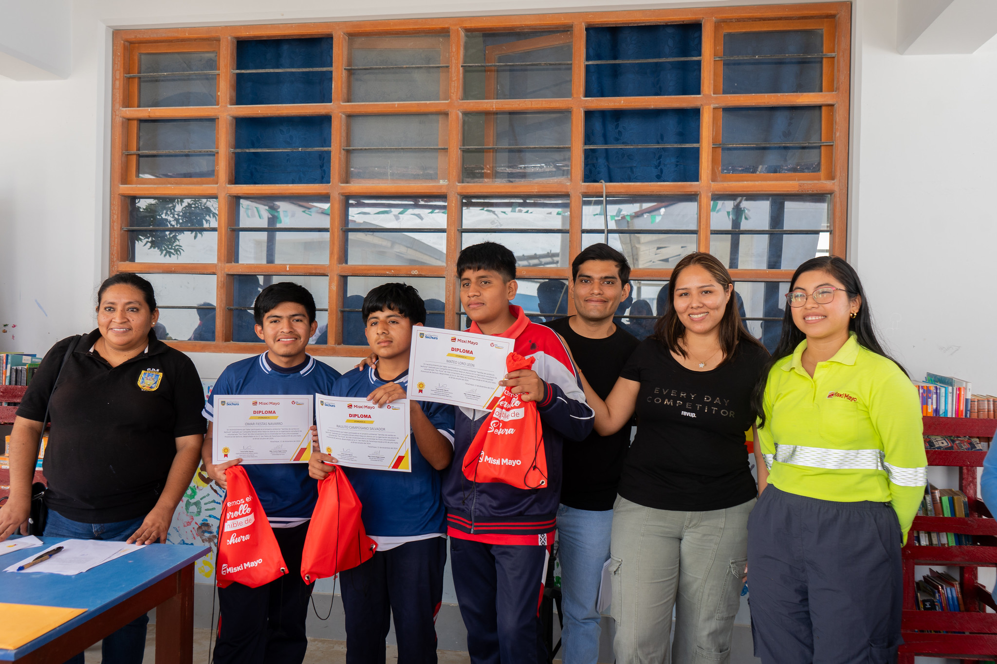 Miski Mayo - Vida Universitaria