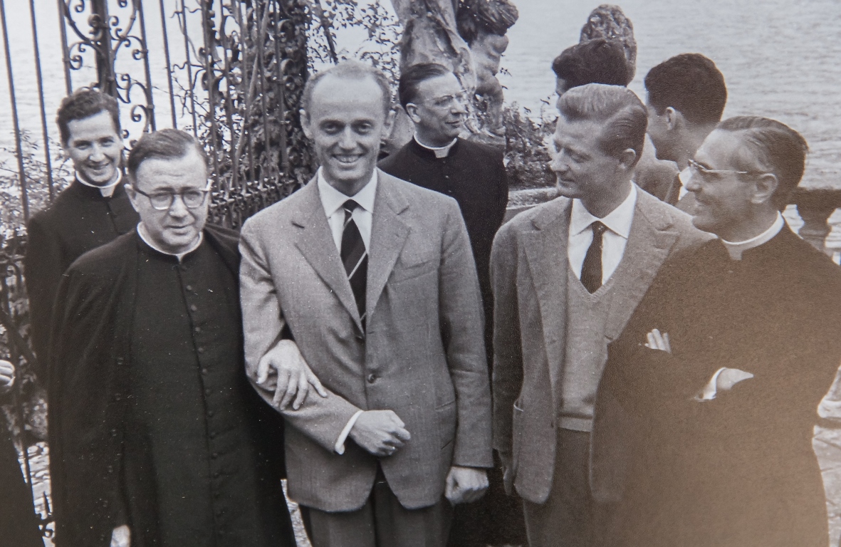 La vida de don Álvaro en imágenes: inauguran exposición fotográfica ...